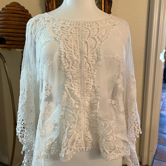 XCVI | Tops | Xcvi Lace Kimono Tunic Top Womens White Boho Oversized ...